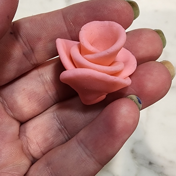 Handmade | Kitchen | Handmade Fondant Rose Cupcake Toppers | Poshmark